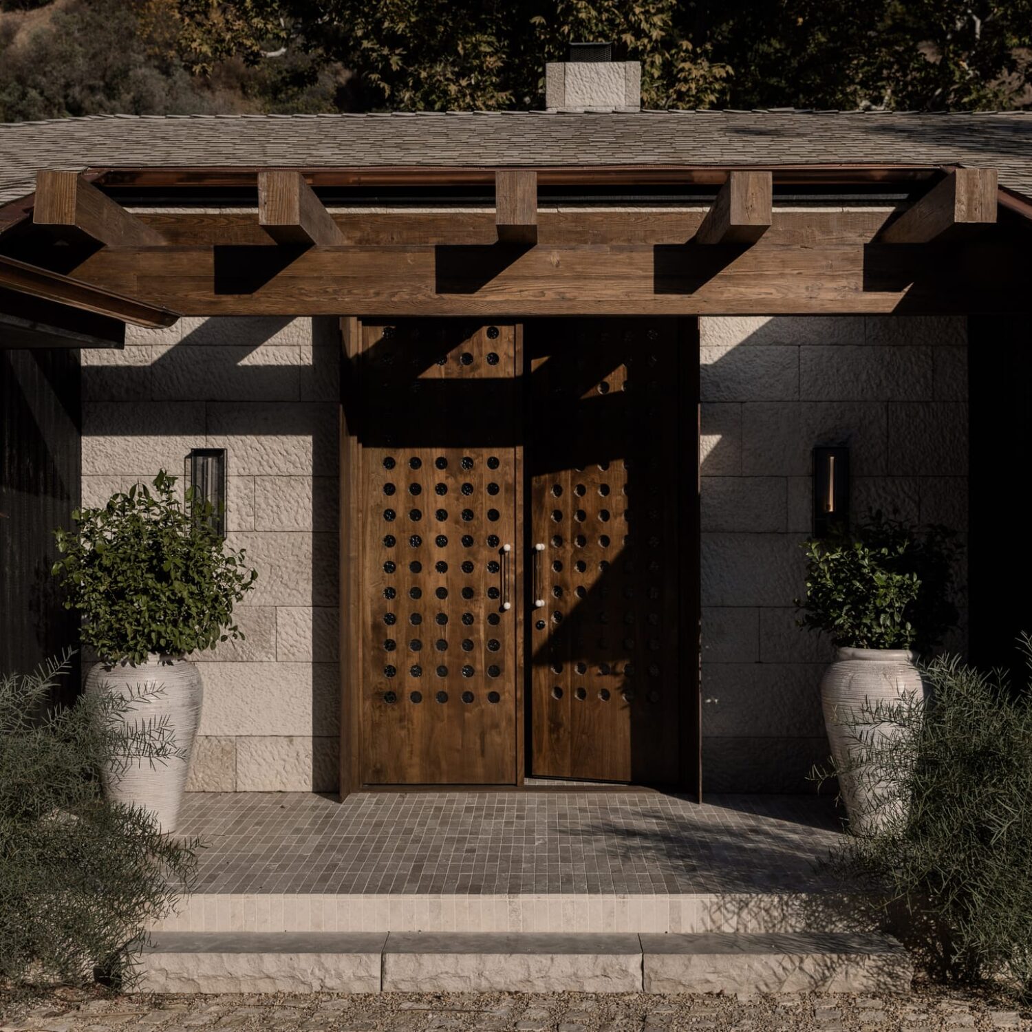 Bankston | Premium Architectural Hardware | Innovative Designs